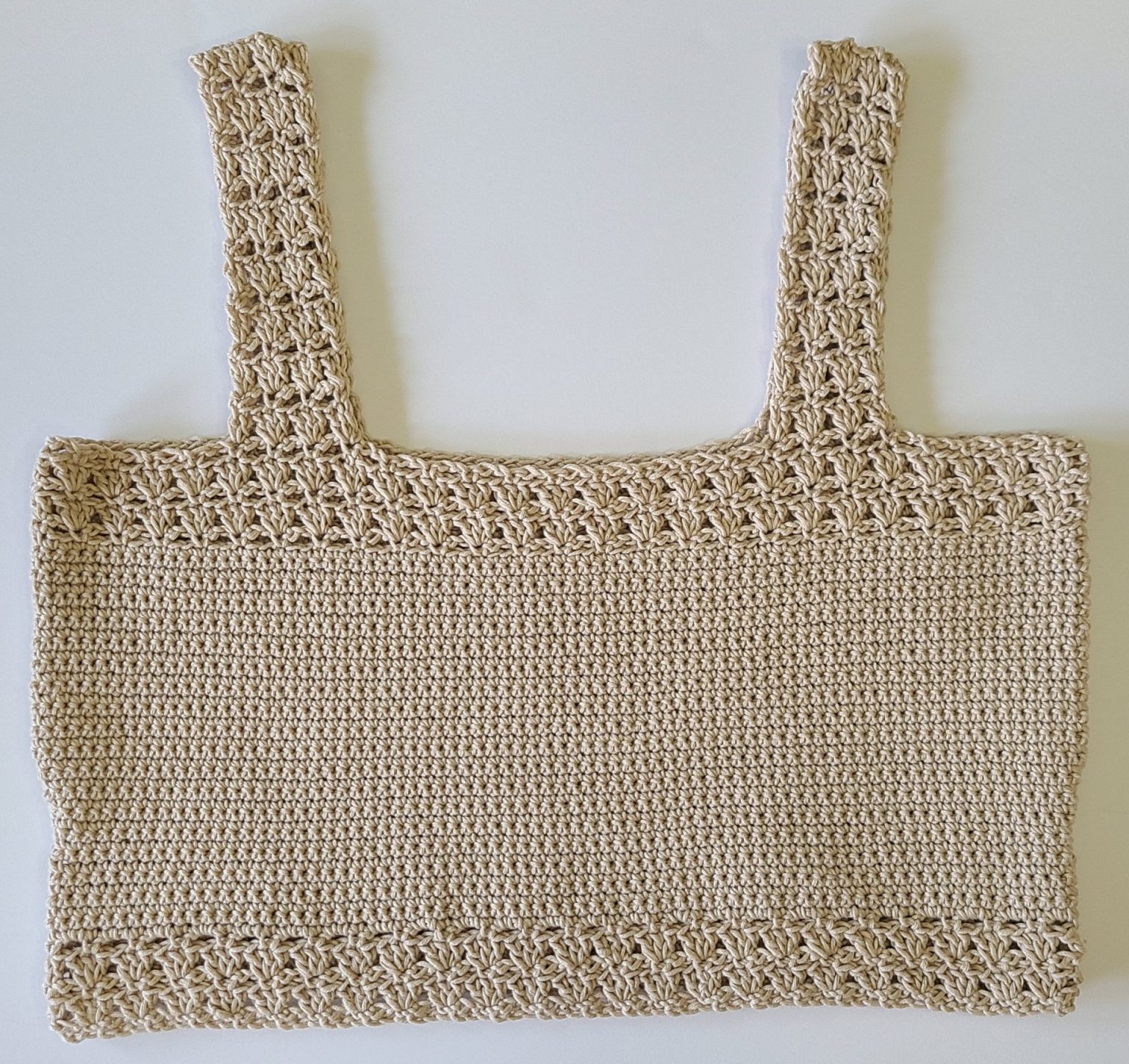 Lar Crochet Crop Top - Free Pattern - YelenaStyleCrochet